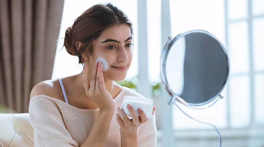 Best & Effective Pimple Treatment & Solutions for Clear Skin